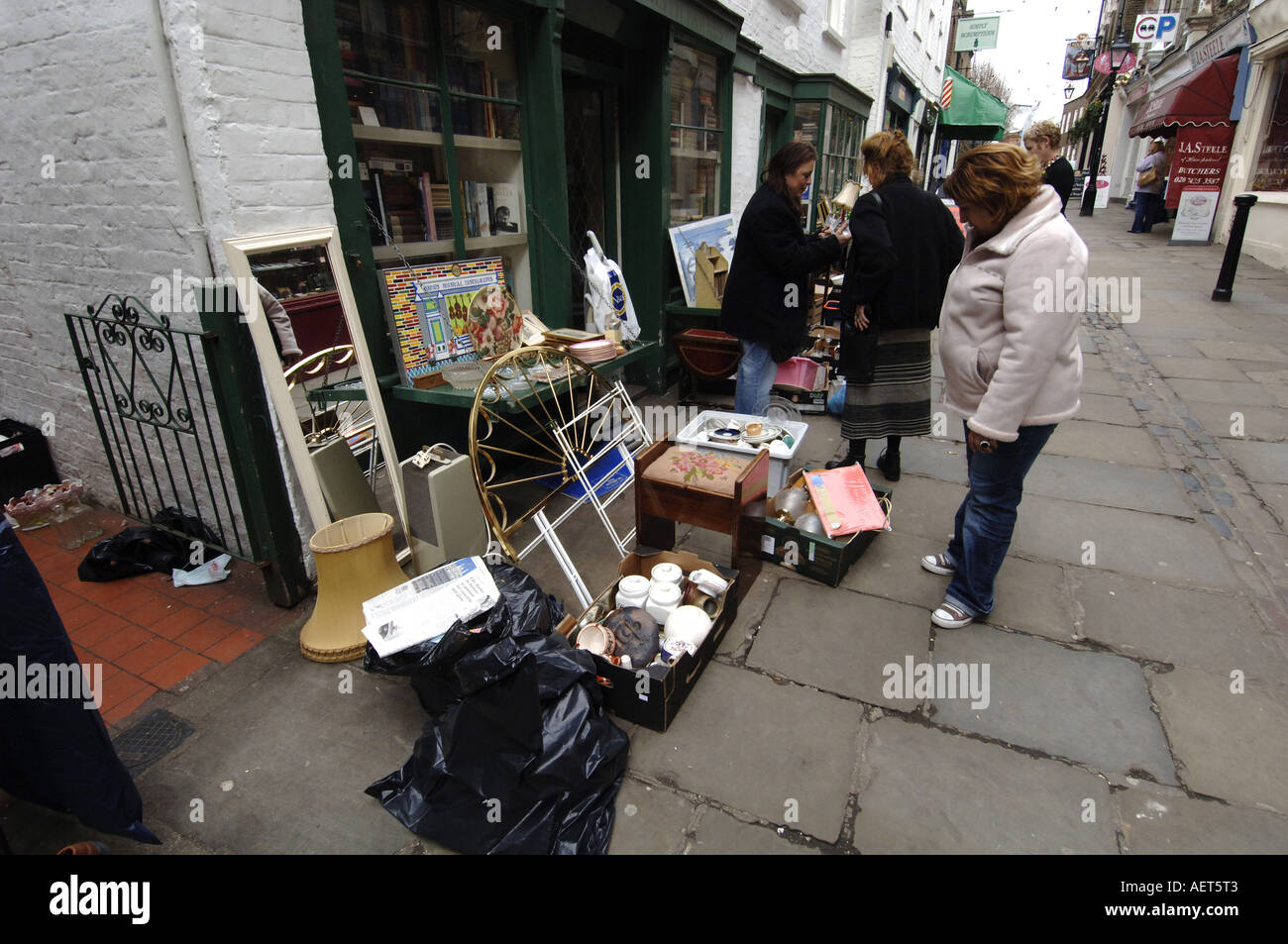 North london garage hi-res stock photography and images - Alamy