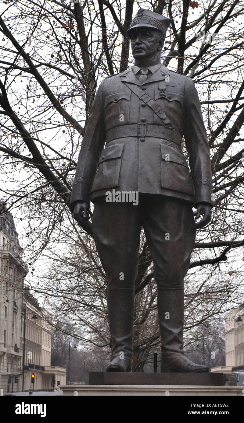 Polish embassy in england hi-res stock photography and images - Alamy