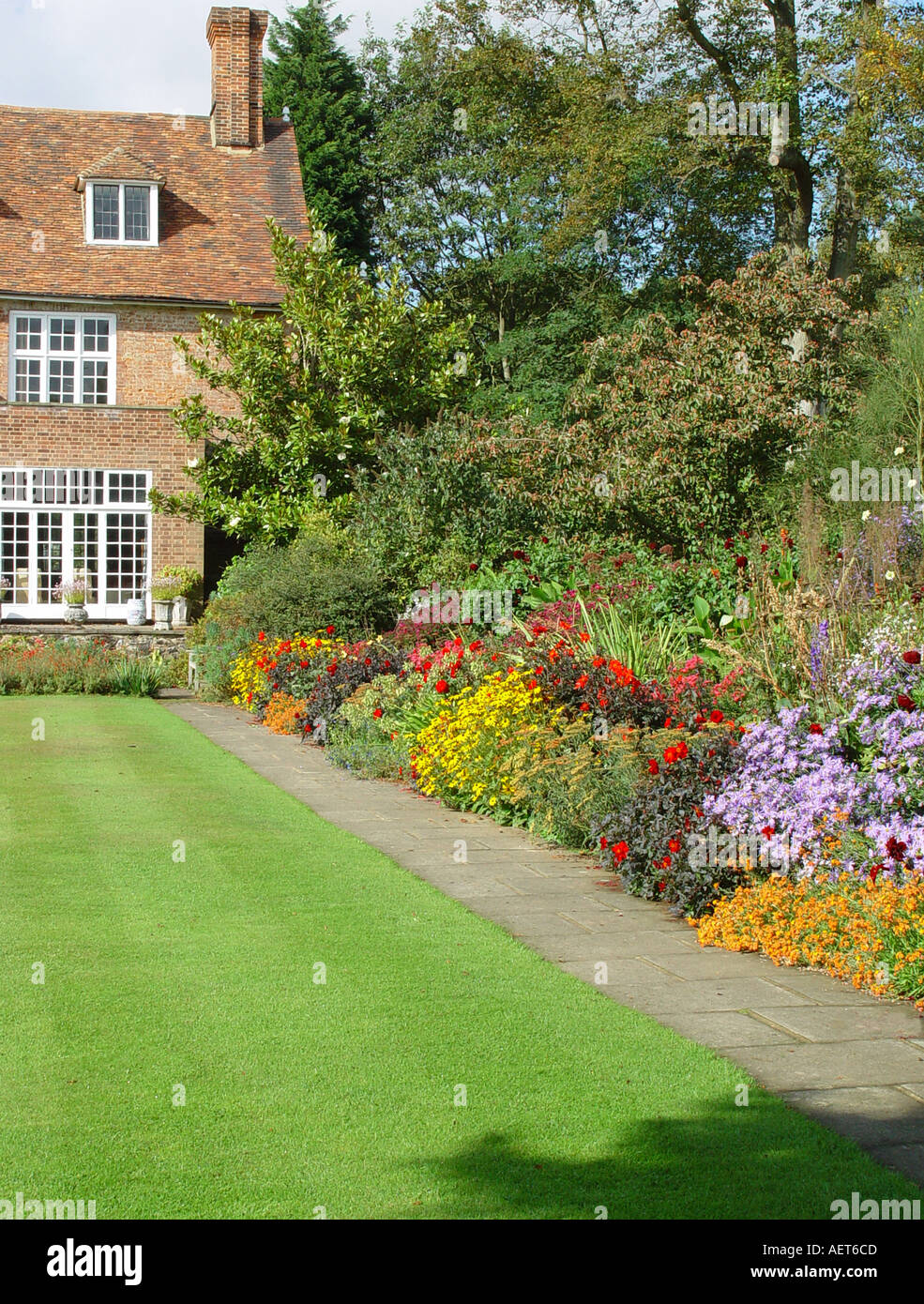 Mixed and perennial border at Great Comp Garden Kent Country house and ...
