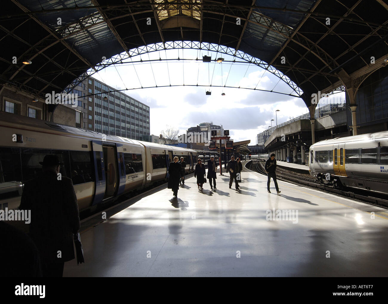 Victoria train station, London, UK Stock Photo - Alamy