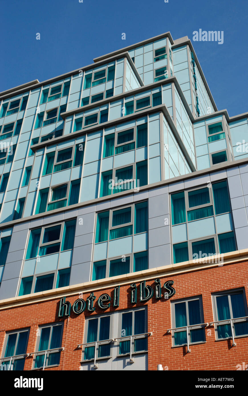 Ibis hotel reading hi-res stock photography and images - Alamy