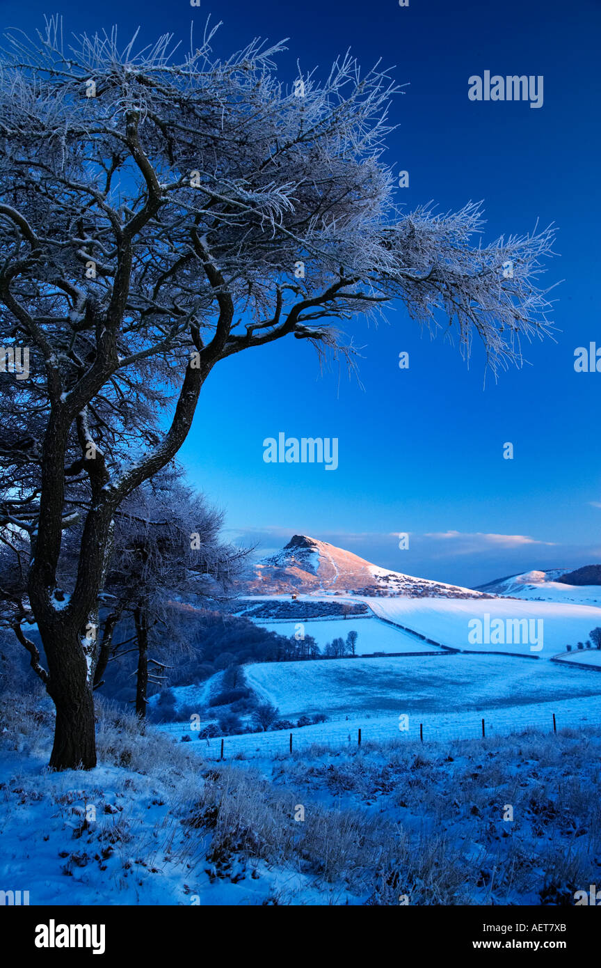 Roseberry Topping North Yorkshire in winter snow Stock Photo - Alamy