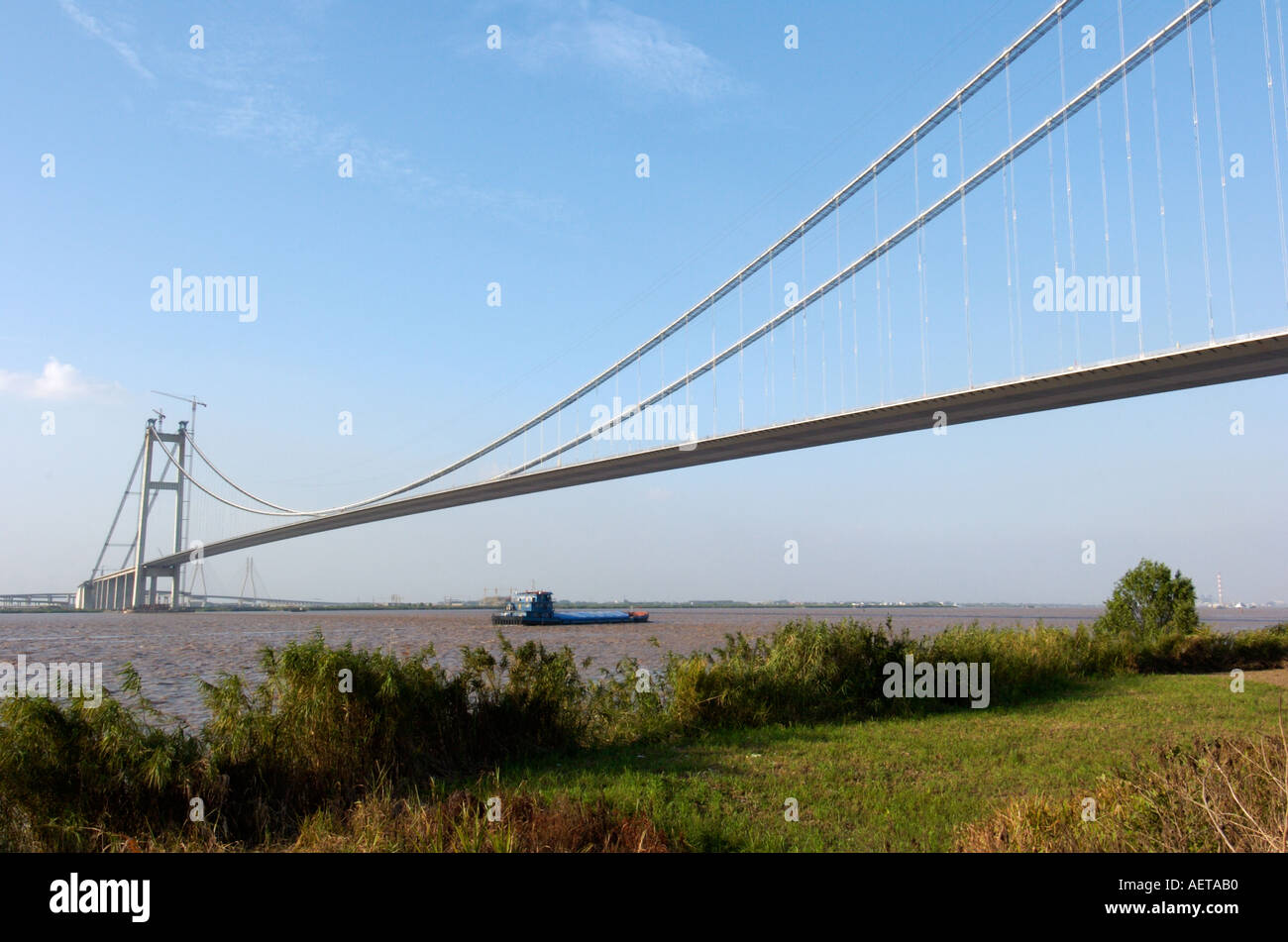 Runyang yangtze river bridge hi-res stock photography and images - Alamy
