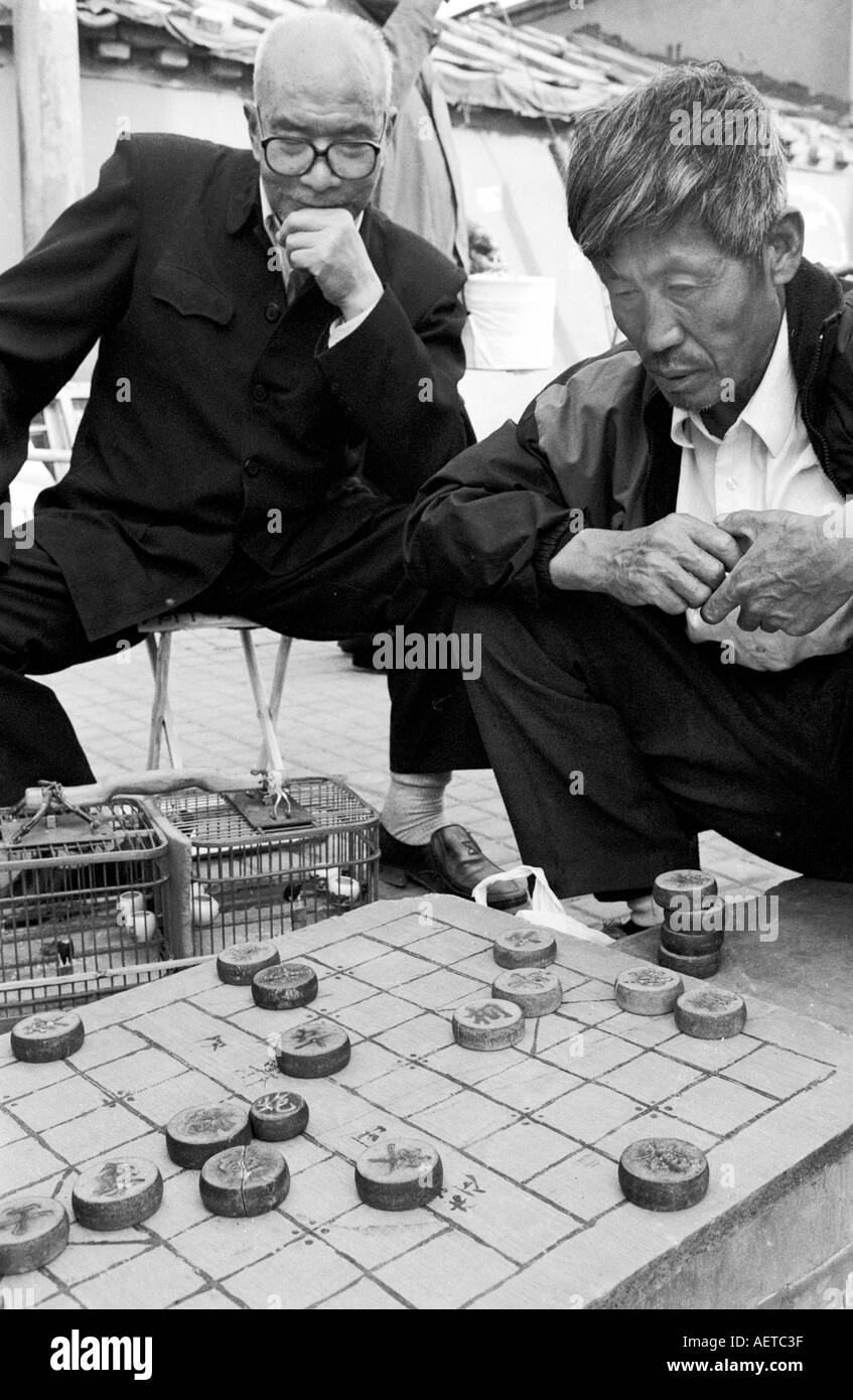 Chinese checkers board game Black and White Stock Photos & Images - Alamy