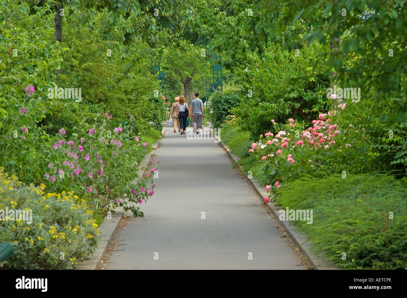 Promenade plantée in paris hi-res stock photography and images - Alamy