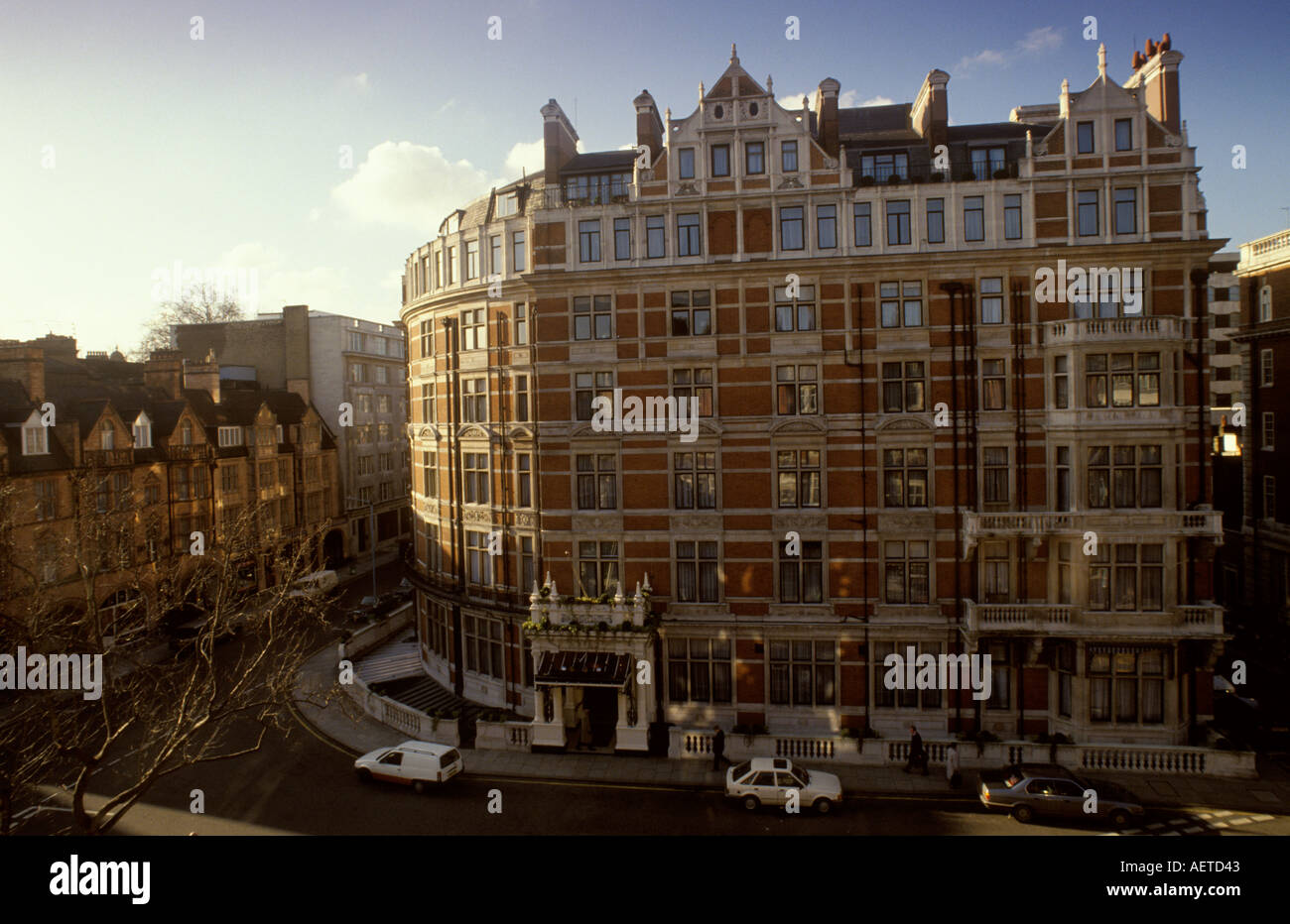 London 1995 west end hi-res stock photography and images - Alamy