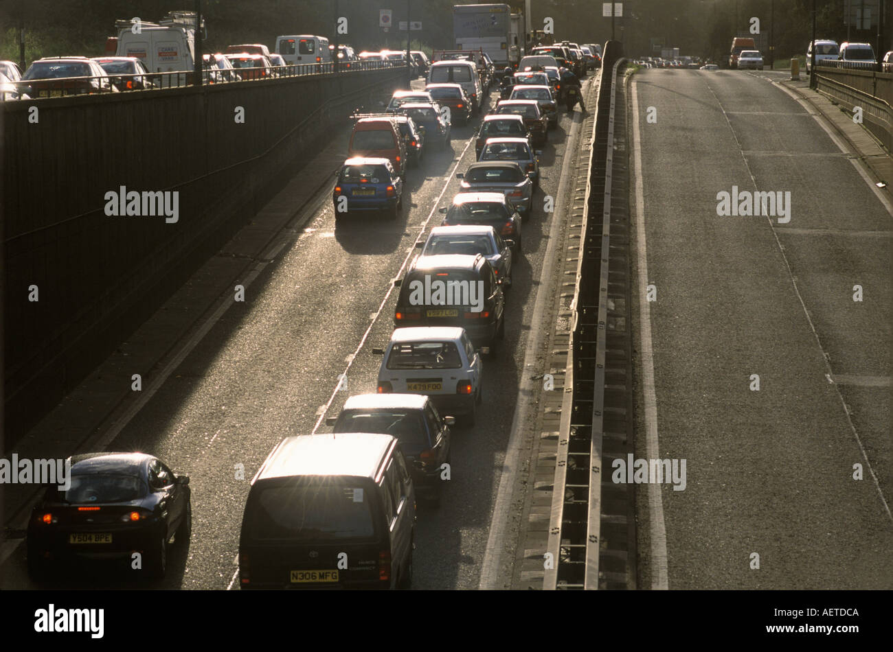 Traffic jams uk pollution hi-res stock photography and images - Alamy