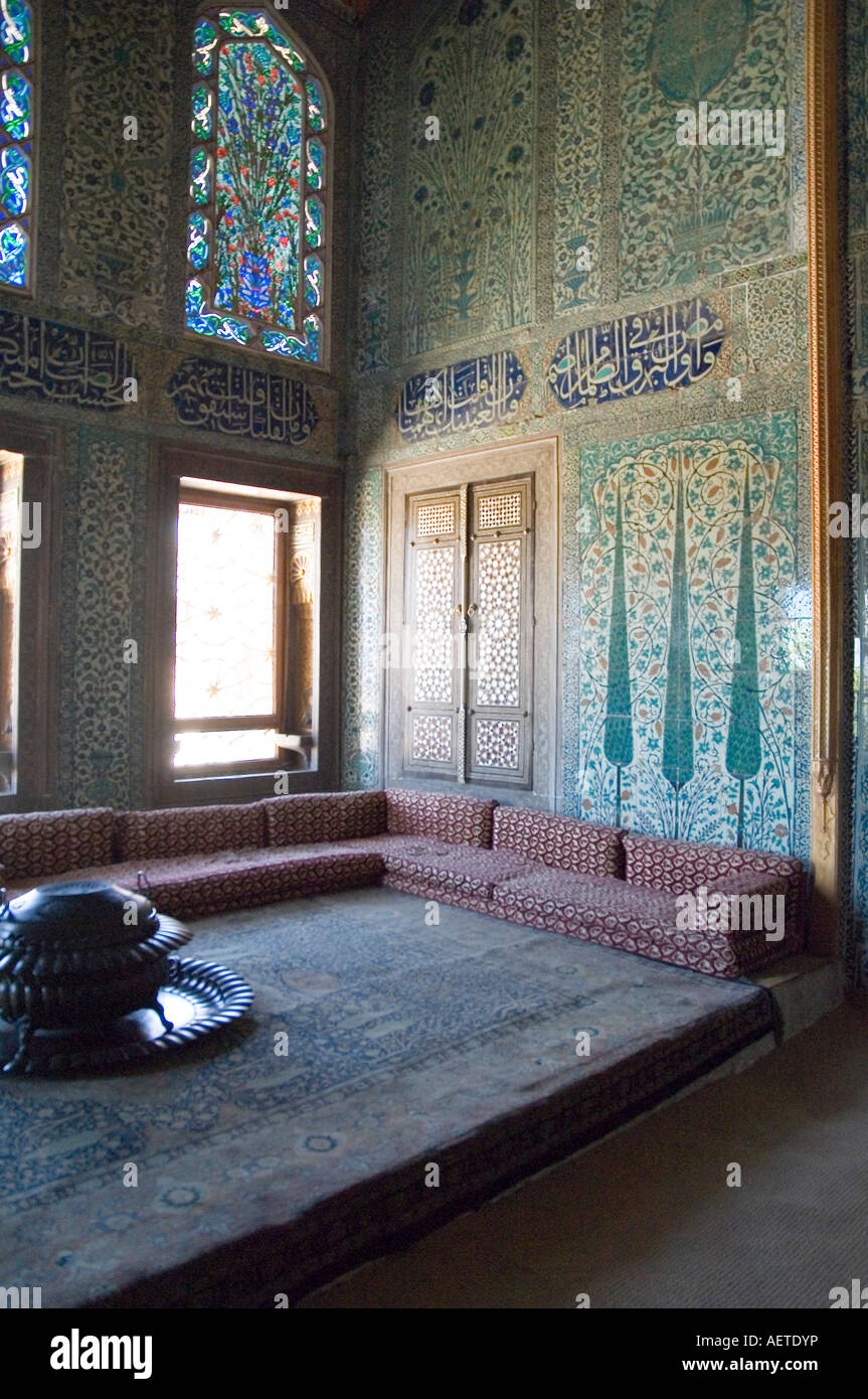 Circumcision room at Topkapi Palace, Istanbul, Turkey Stock Photo - Alamy