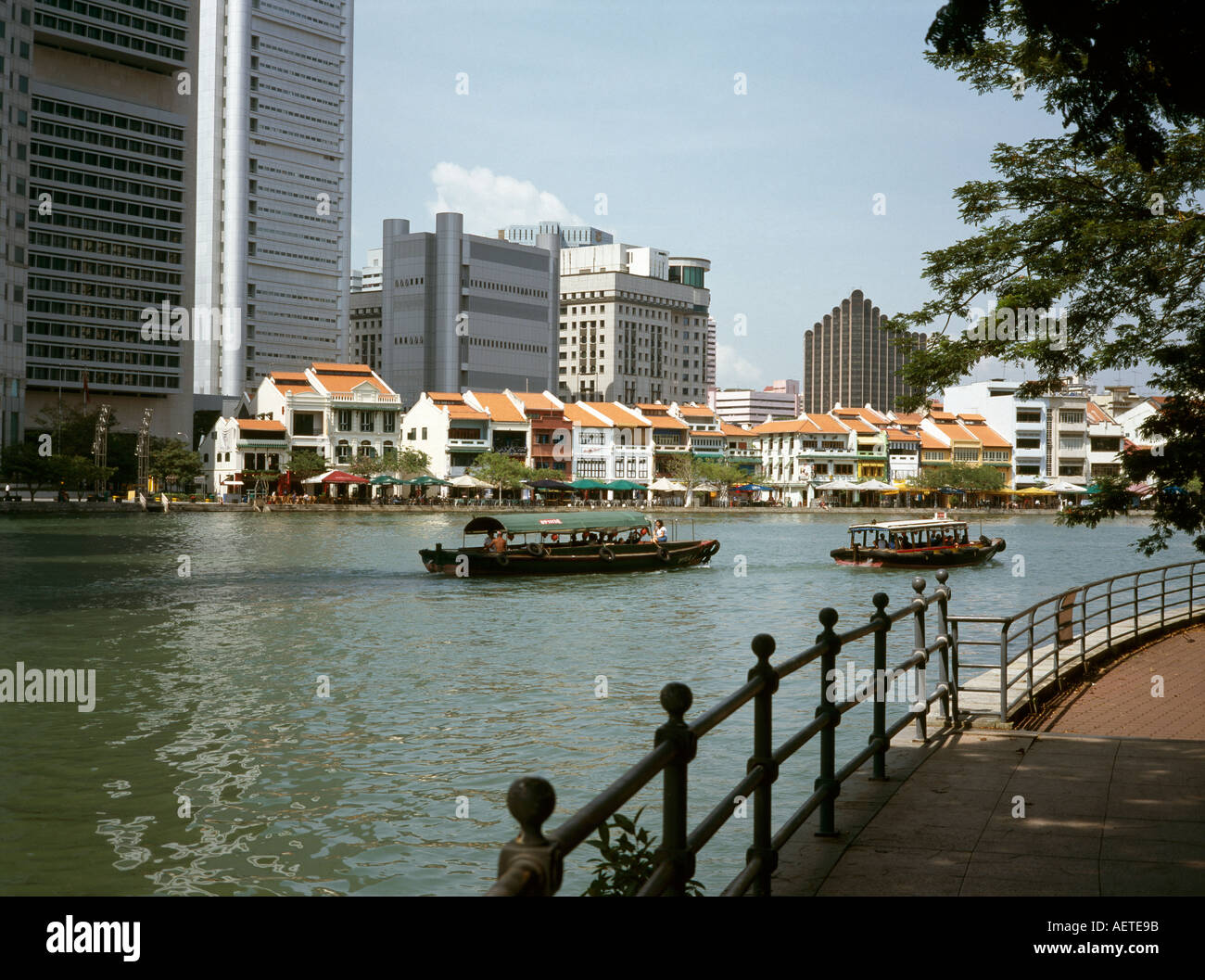 Singapore Singapore River Boat Quay Stock Photo - Alamy