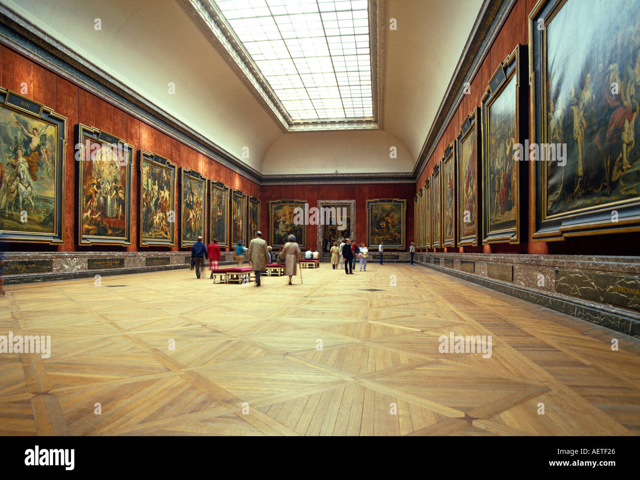 Louvre gallery hi-res stock photography and images - Alamy