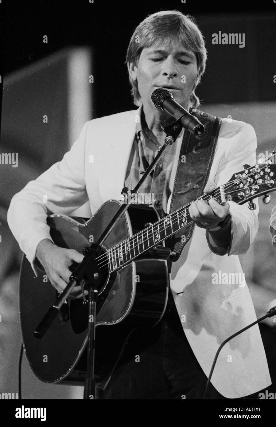 John denver hi-res stock photography and images - Alamy