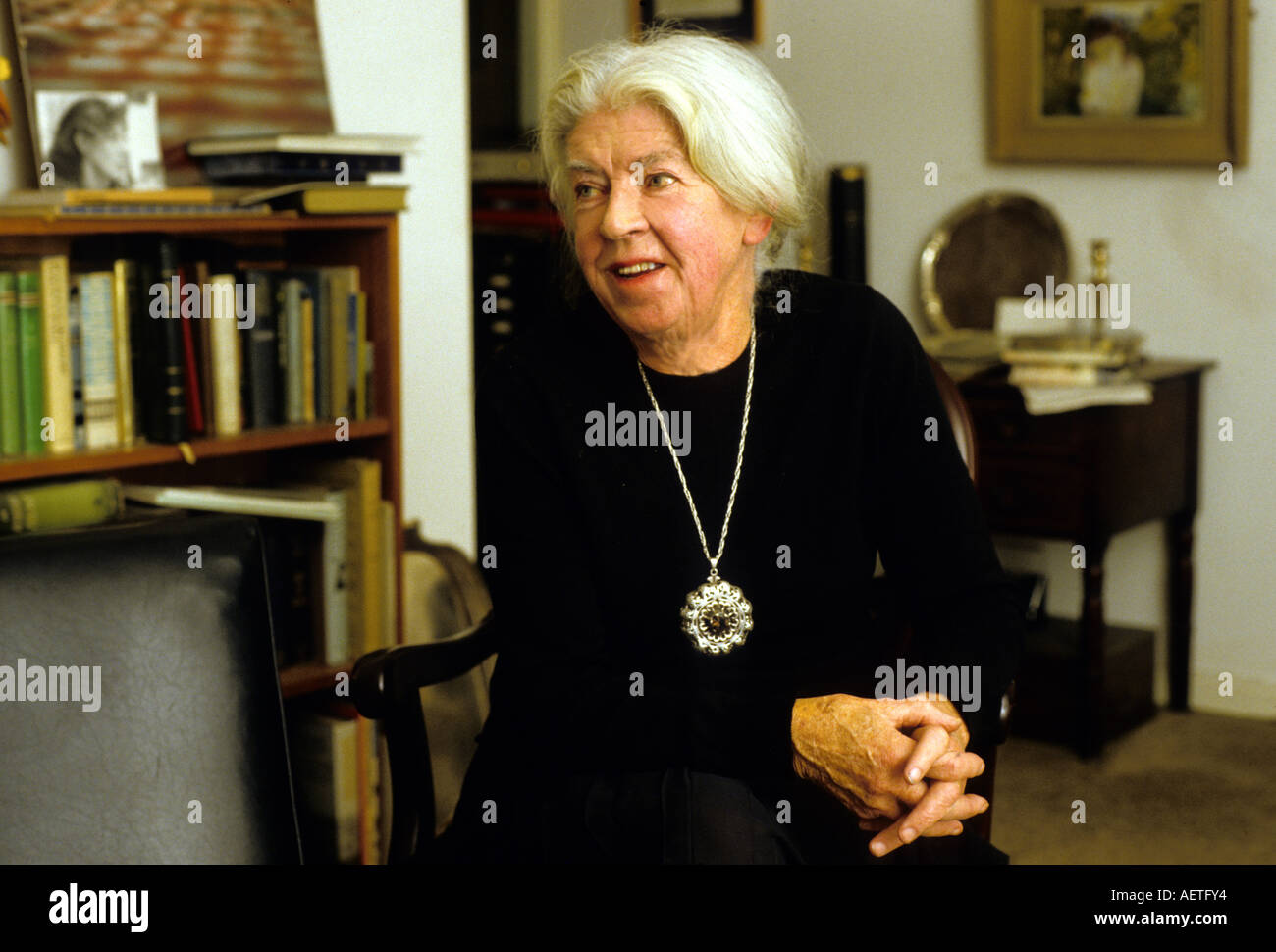 Mary lavin hi-res stock photography and images - Alamy