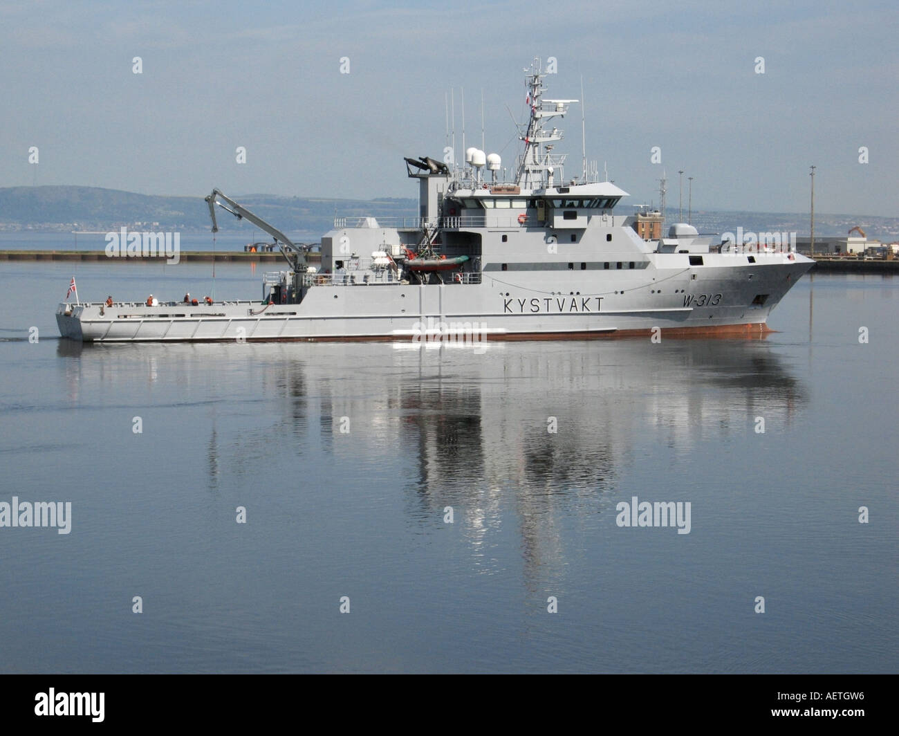 Scottish naval ship hi-res stock photography and images - Alamy