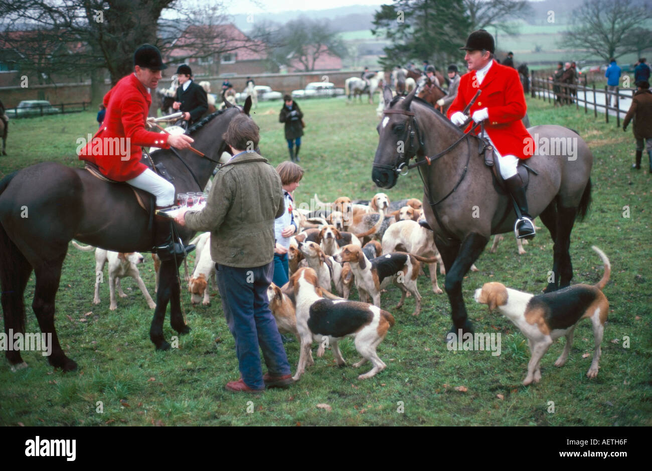 Ride to the hounds hi-res stock photography and images - Alamy