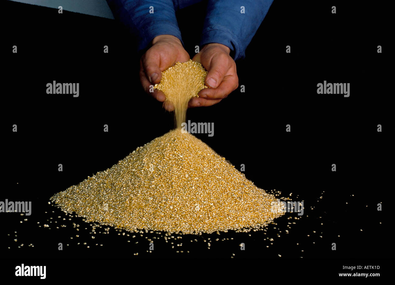 Fine gold granulate 999 9 purity Stock Photo - Alamy