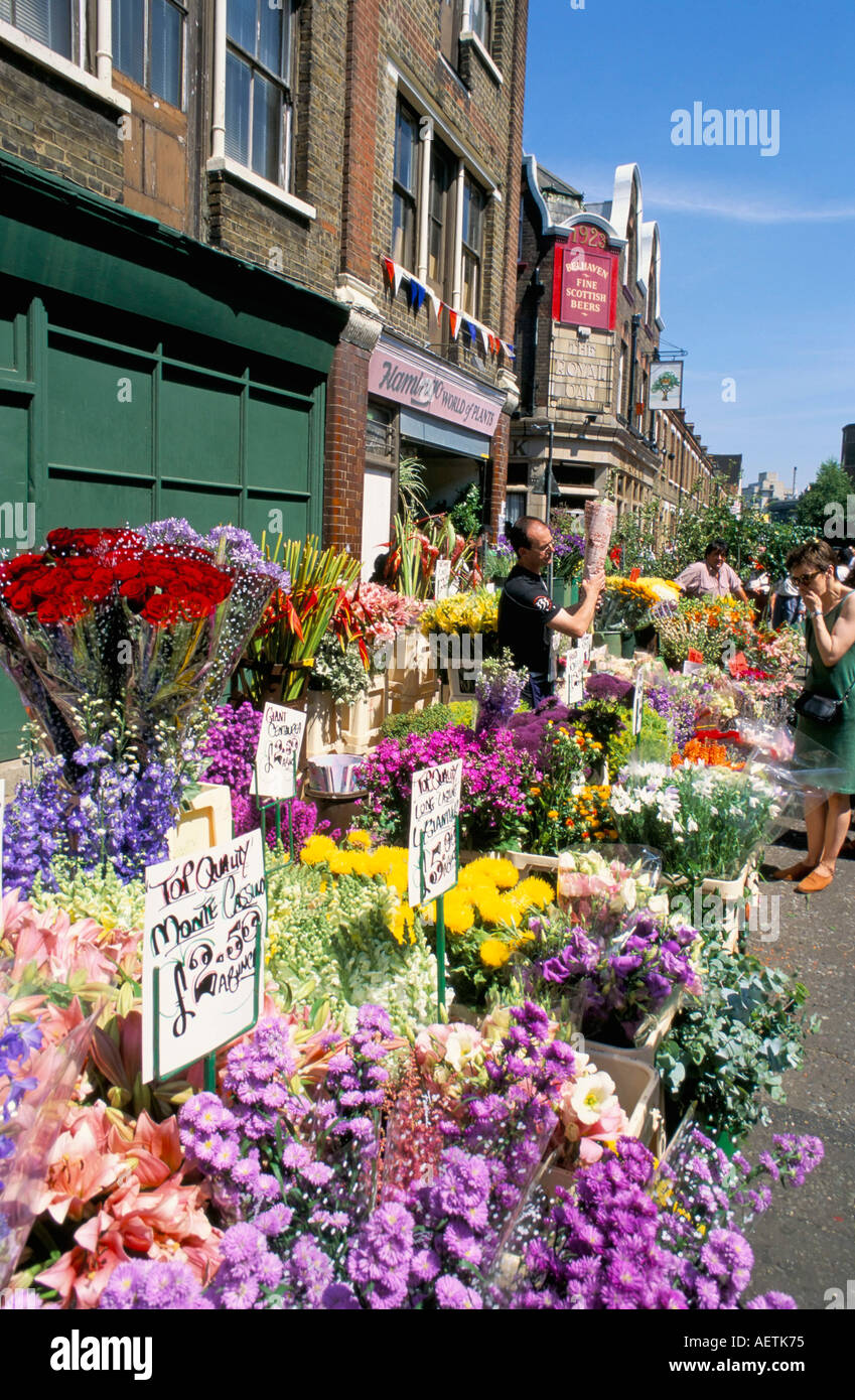 Columbia road flower market london hi-res stock photography and images ...
