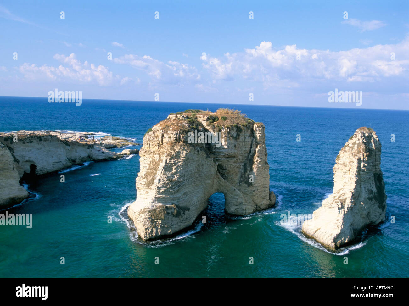 Semiddle hi-res stock photography and images - Alamy