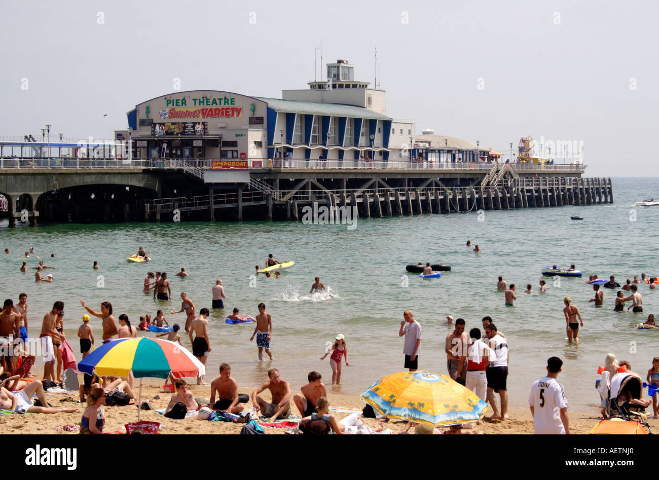 Bournemouth pier and Beach Stock Photo - Alamy