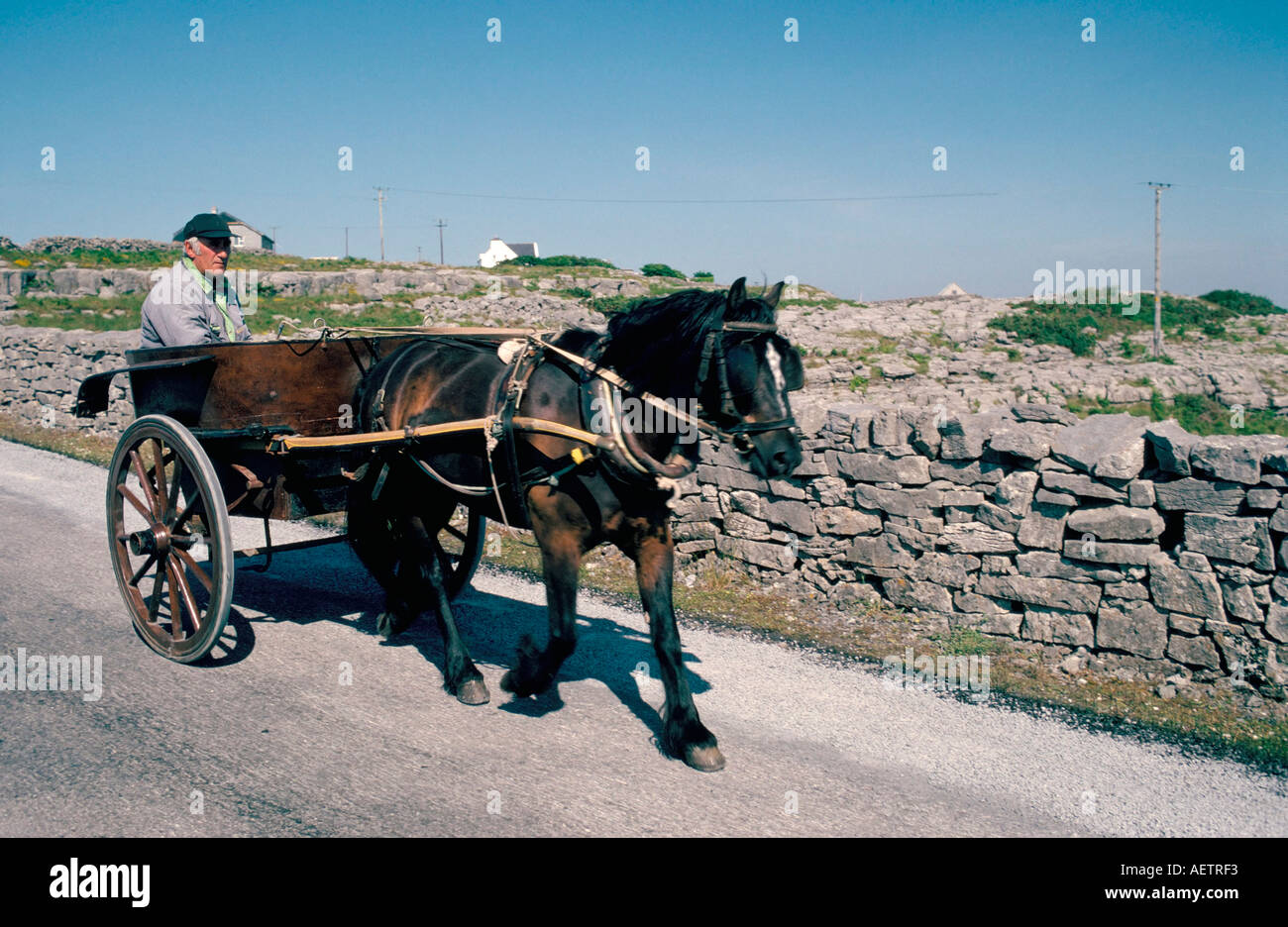 Inishmor hi-res stock photography and images - Alamy