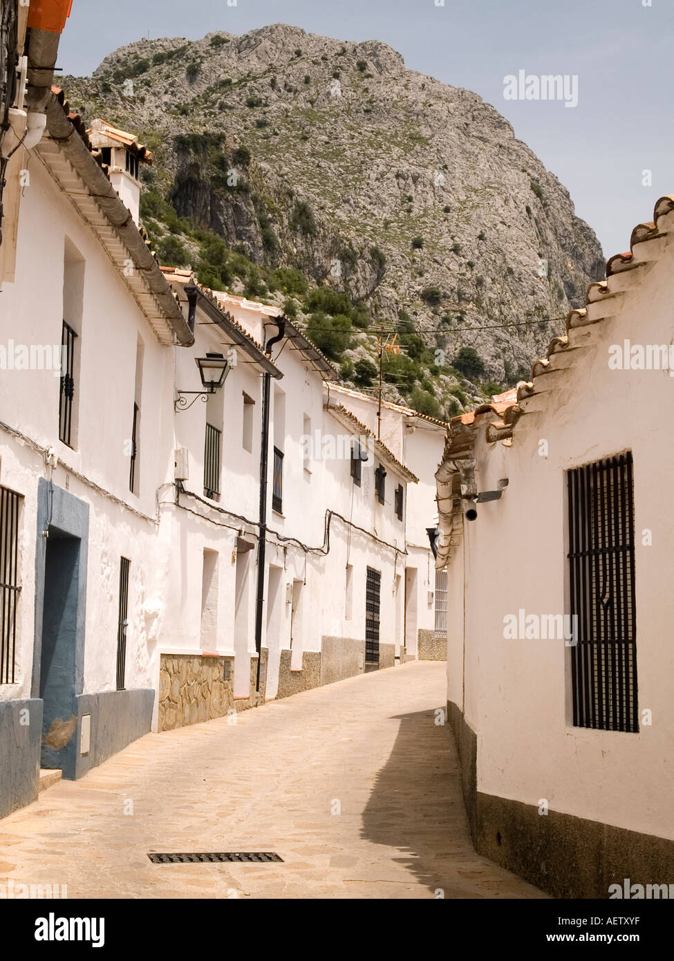 Villaluenga del Rosario Stock Photo - Alamy