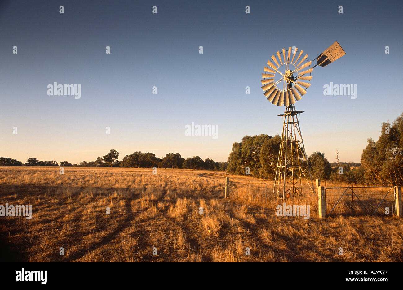 Windmill drawing hi-res stock photography and images - Alamy