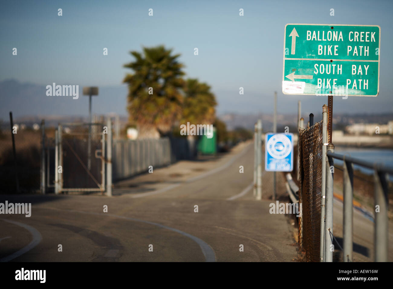 The strand los angeles and bike hi-res stock photography and images - Alamy