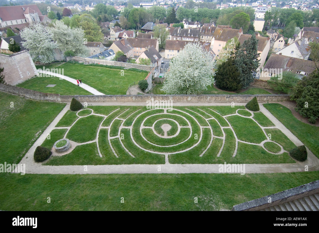 maze behind cathedral of Chartres France Stock Photo - Alamy