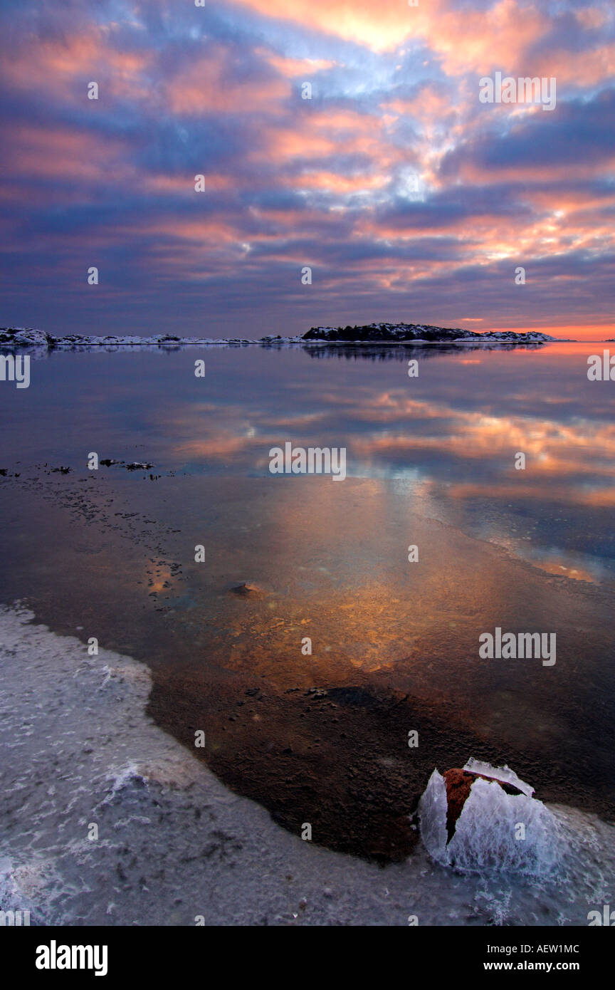 Coastal scenery at Amundön, Gothenburg, Sweden Stock Photo - Alamy