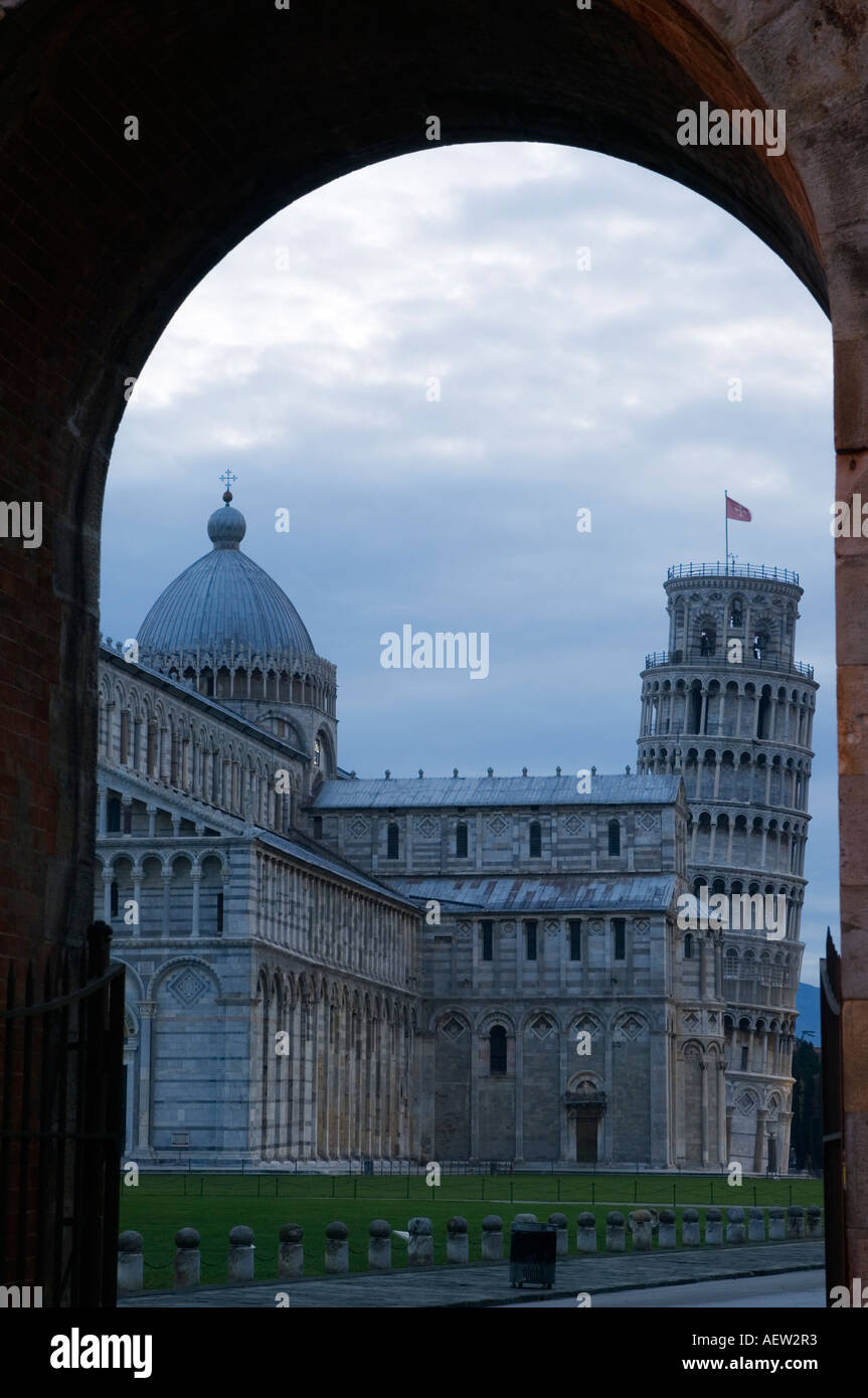 view through gateway arch Pisa Cathedral leaning tower of Pisa Torre ...