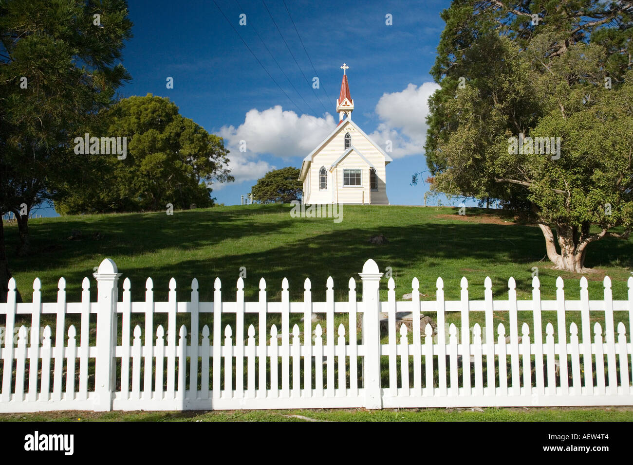 Historic church building hi-res stock photography and images - Alamy