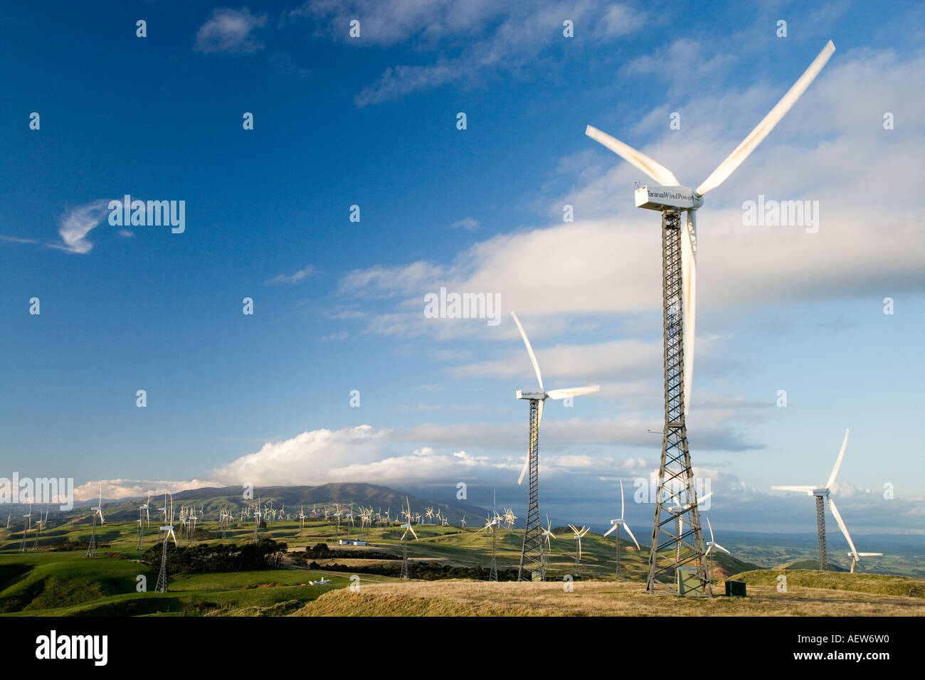 Tararua wind farm hi-res stock photography and images - Alamy