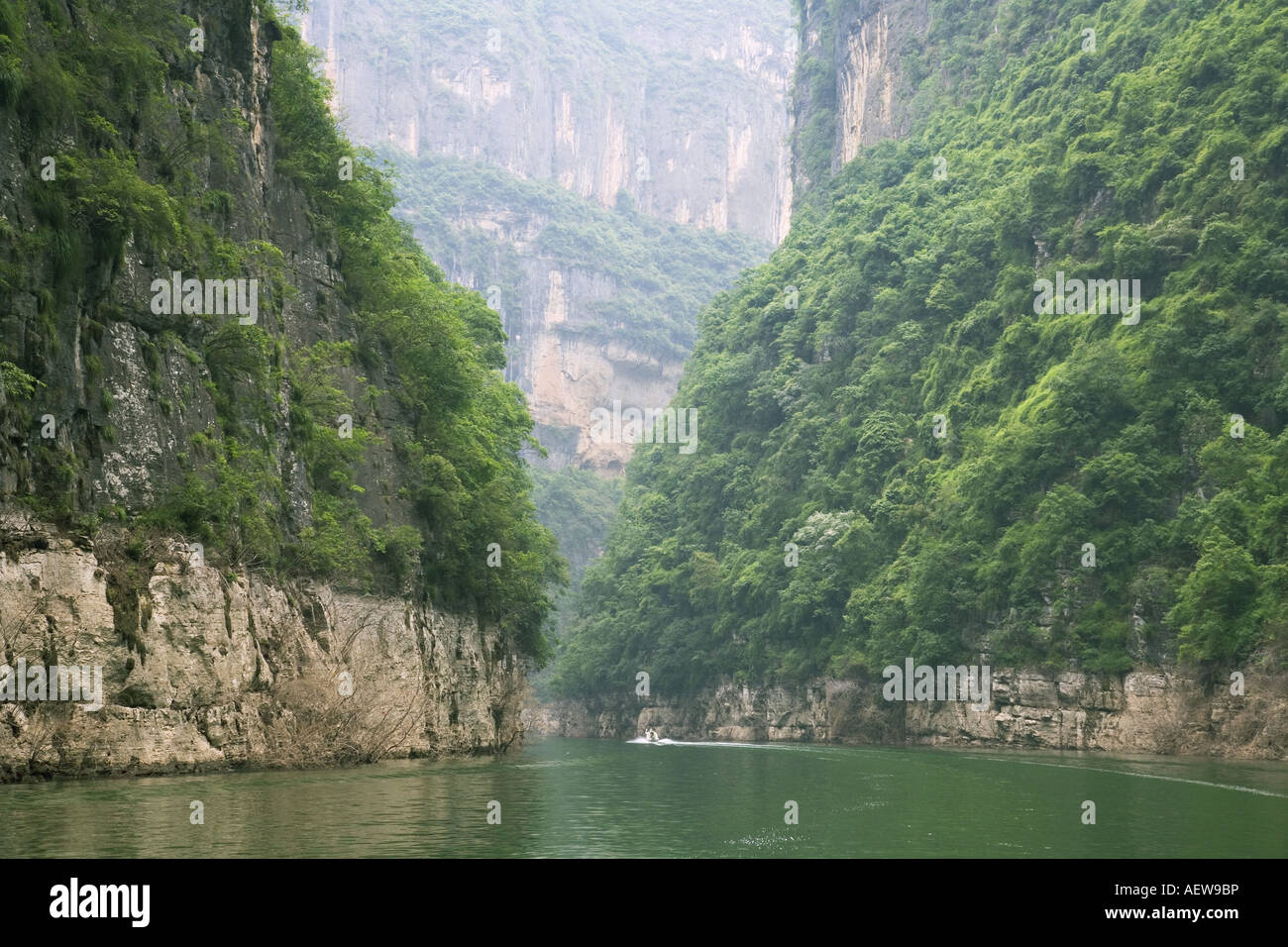 Landscape of the Lesser Three Gorges Yangtze River China Stock Photo ...