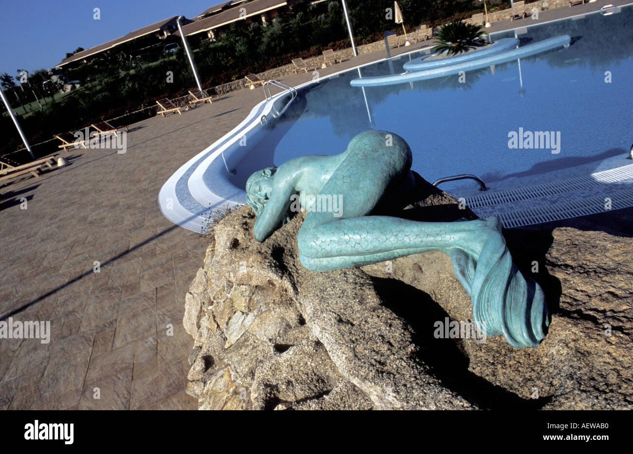 Outdoor thermal pool with hydromassage Porto Mannu thalassotherapy ...