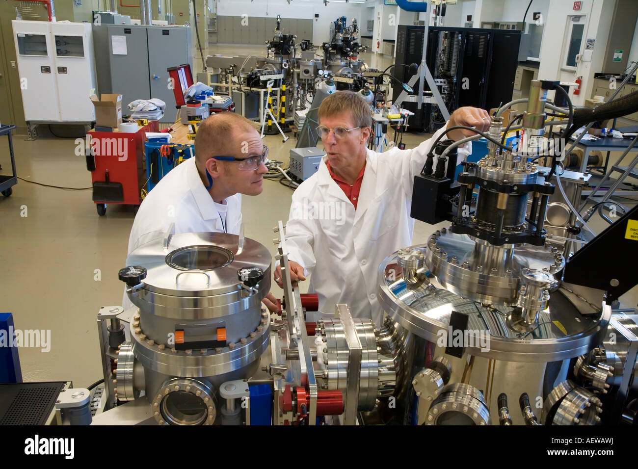 National renewable energy laboratory hi-res stock photography and ...