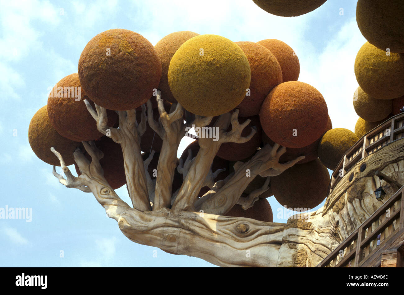 Prezzemolo tree gardaland amusement park hi-res stock photography and ...