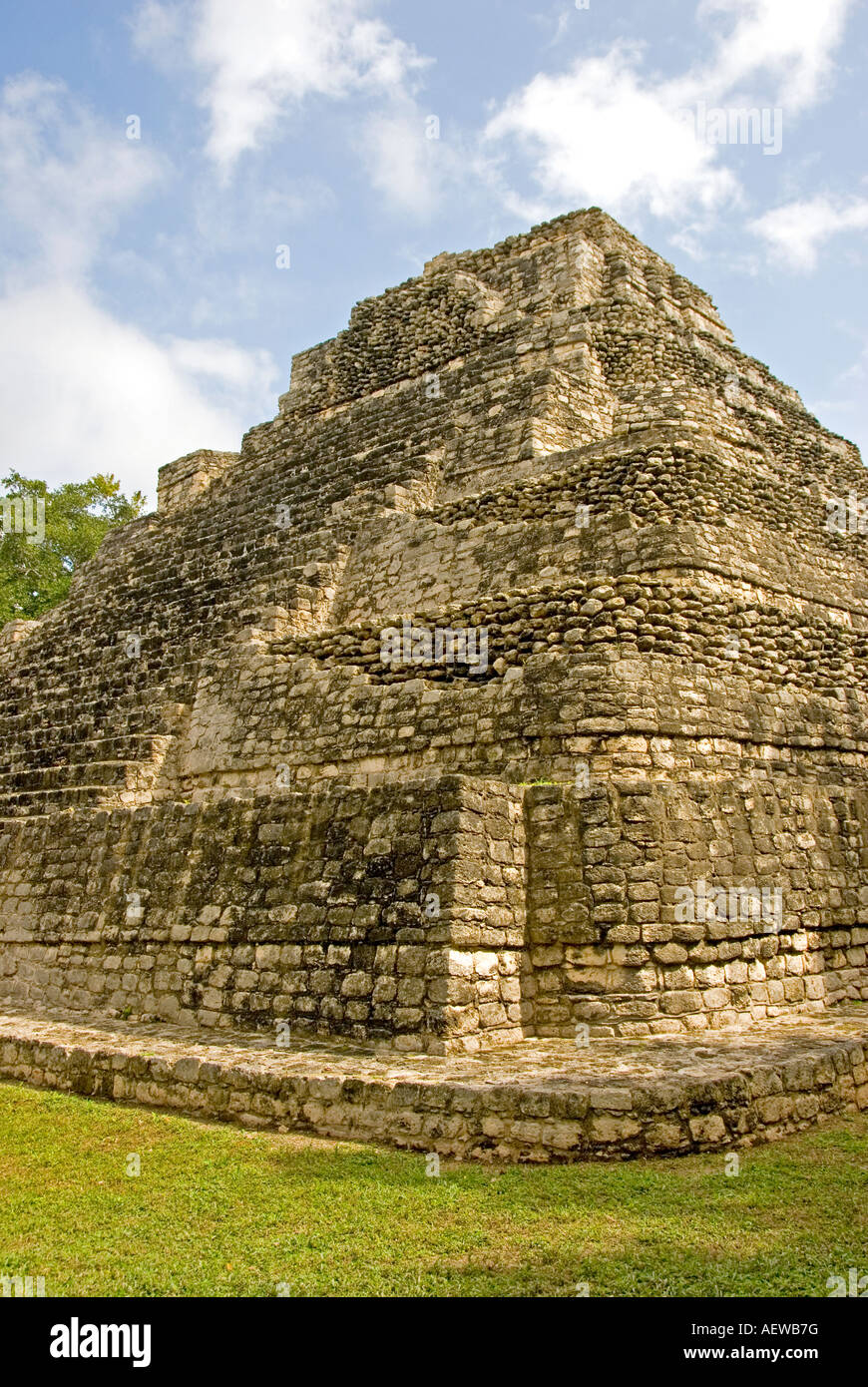 Costa Maya Chacchoben Mayan ruin Temple Templo 10 Pyramid Stock Photo ...