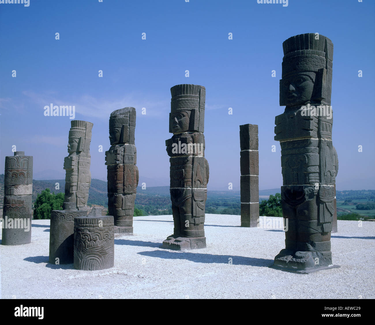Tula Ruins Statue of soldier MEXICO Stock Photo - Alamy
