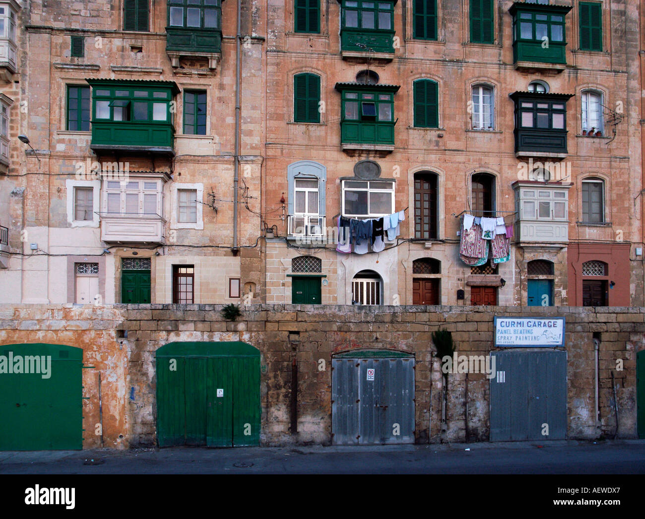 living quarters in Valletta ,Malta Stock Photo - Alamy