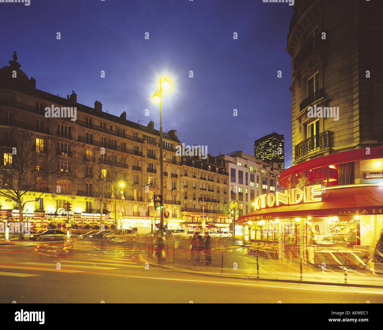 Cafe La Rotonde Montparnasse PARIS FRANCE Stock Photo - Alamy