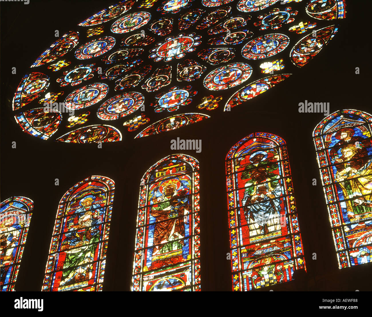 Lancet window at chartres cathedral hi-res stock photography and images ...