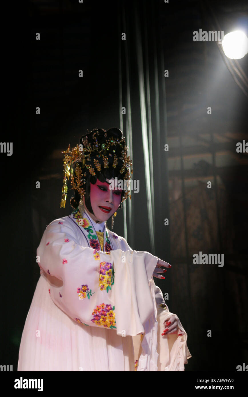 Chinese Opera Actress Stock Photo - Alamy