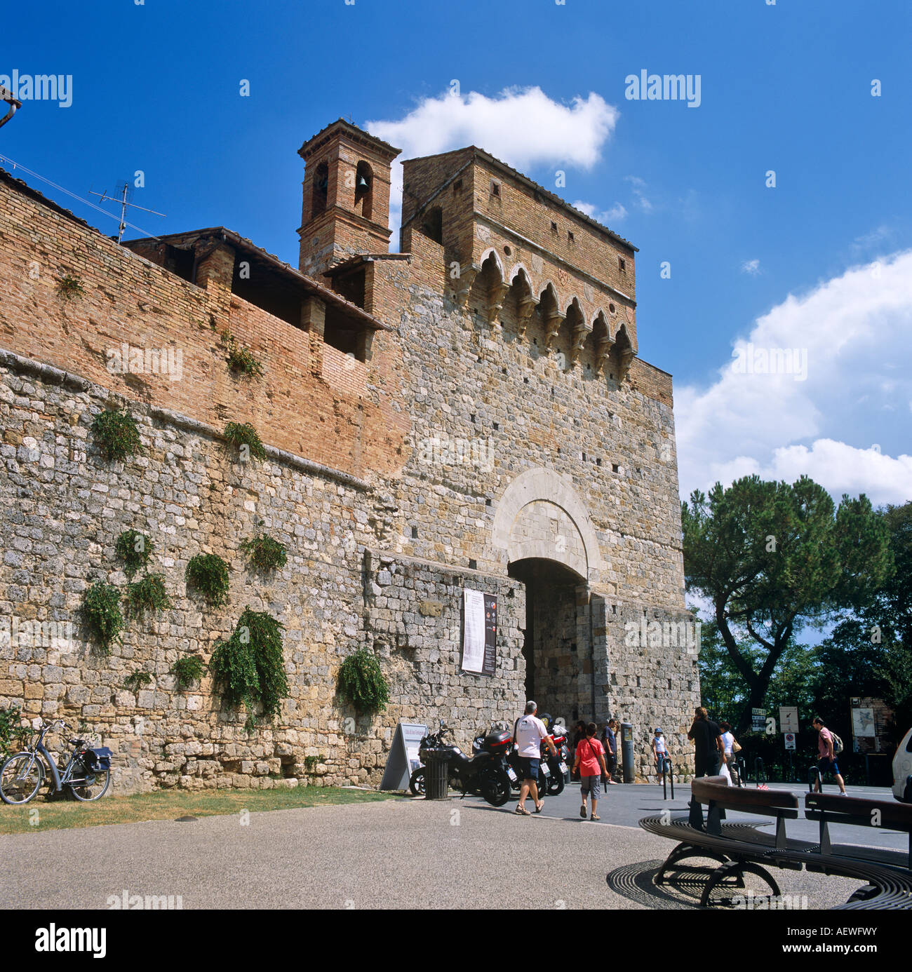 Iconic medieval city gate hi-res stock photography and images - Alamy