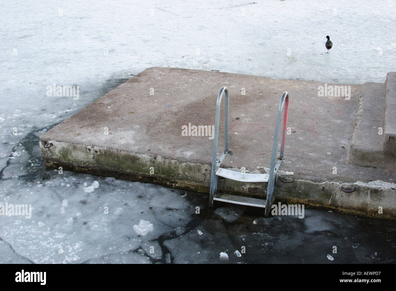 Winter snow open air bath hi-res stock photography and images - Alamy