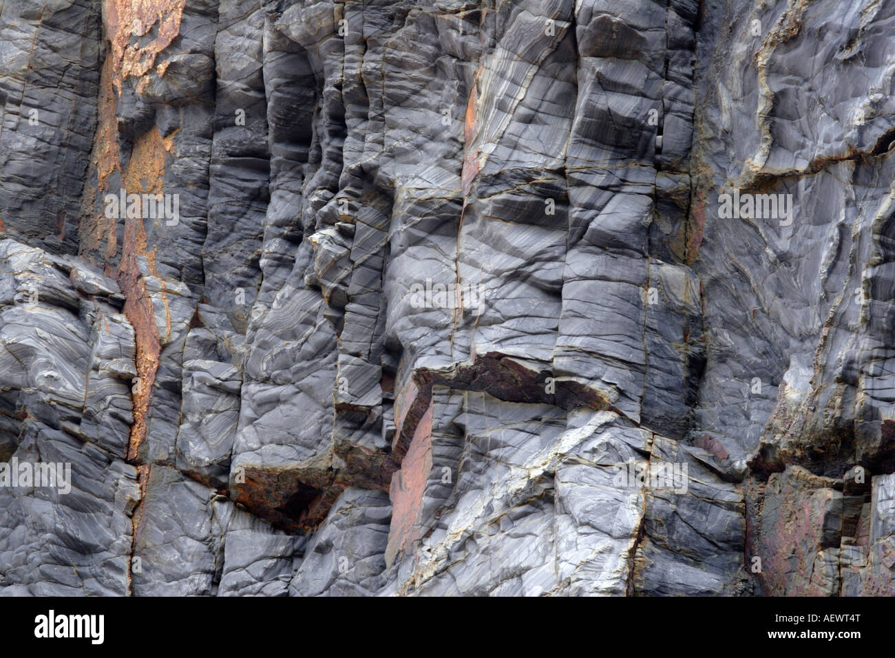 Cliff lines hi-res stock photography and images - Alamy