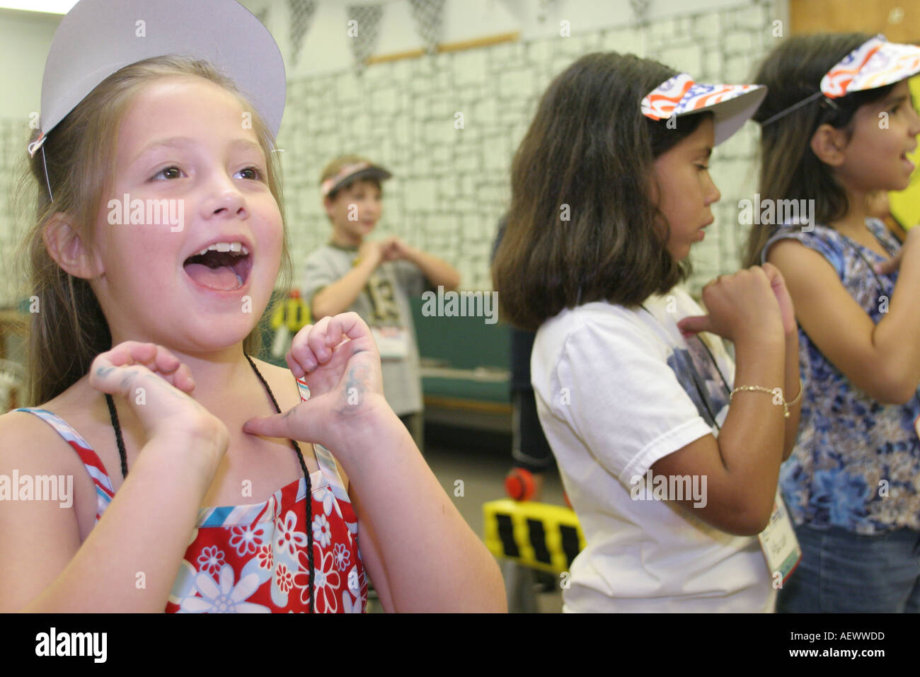 Miami Florida,Gateway Baptist Church,Vacation Bible School,campus,sing ...