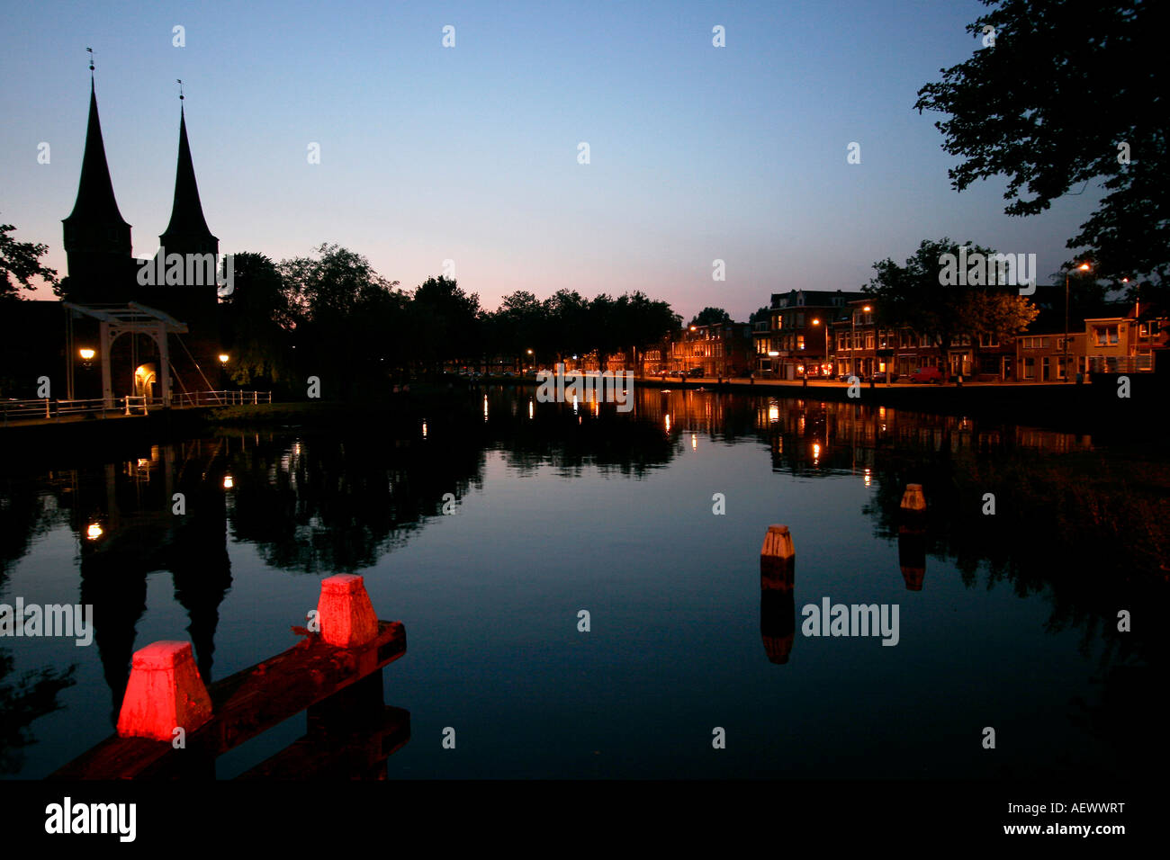 Eastern Gate in Delft at night Netherlands Oostpoort Stock Photo - Alamy