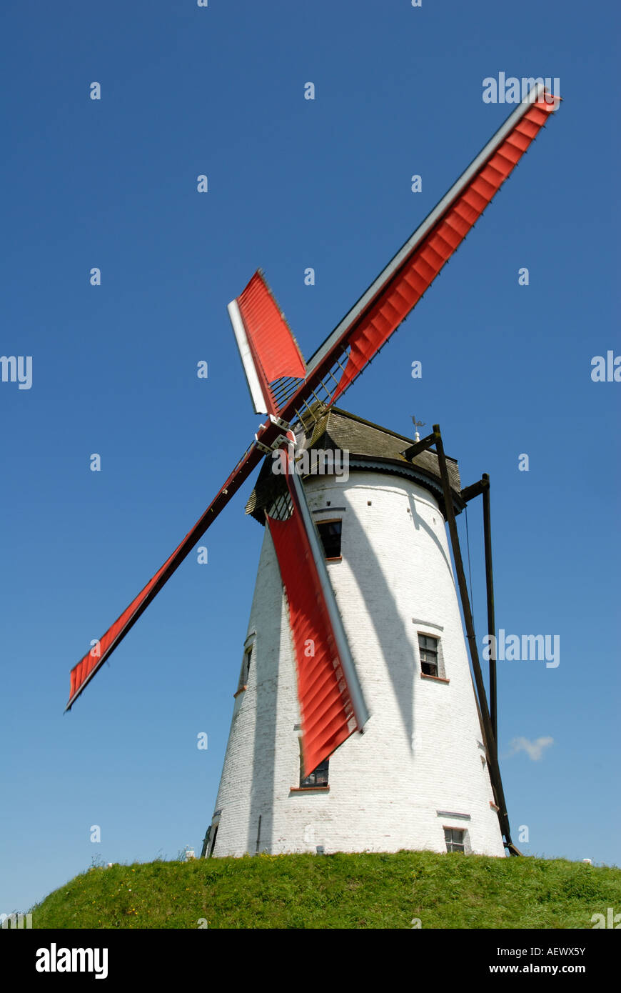 Good windmill hi-res stock photography and images - Alamy