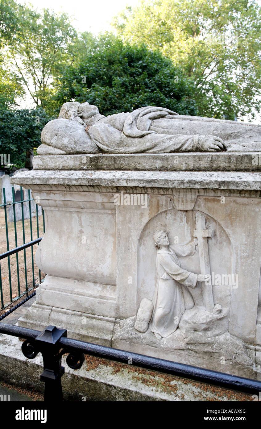 John bunyan grave hi-res stock photography and images - Alamy