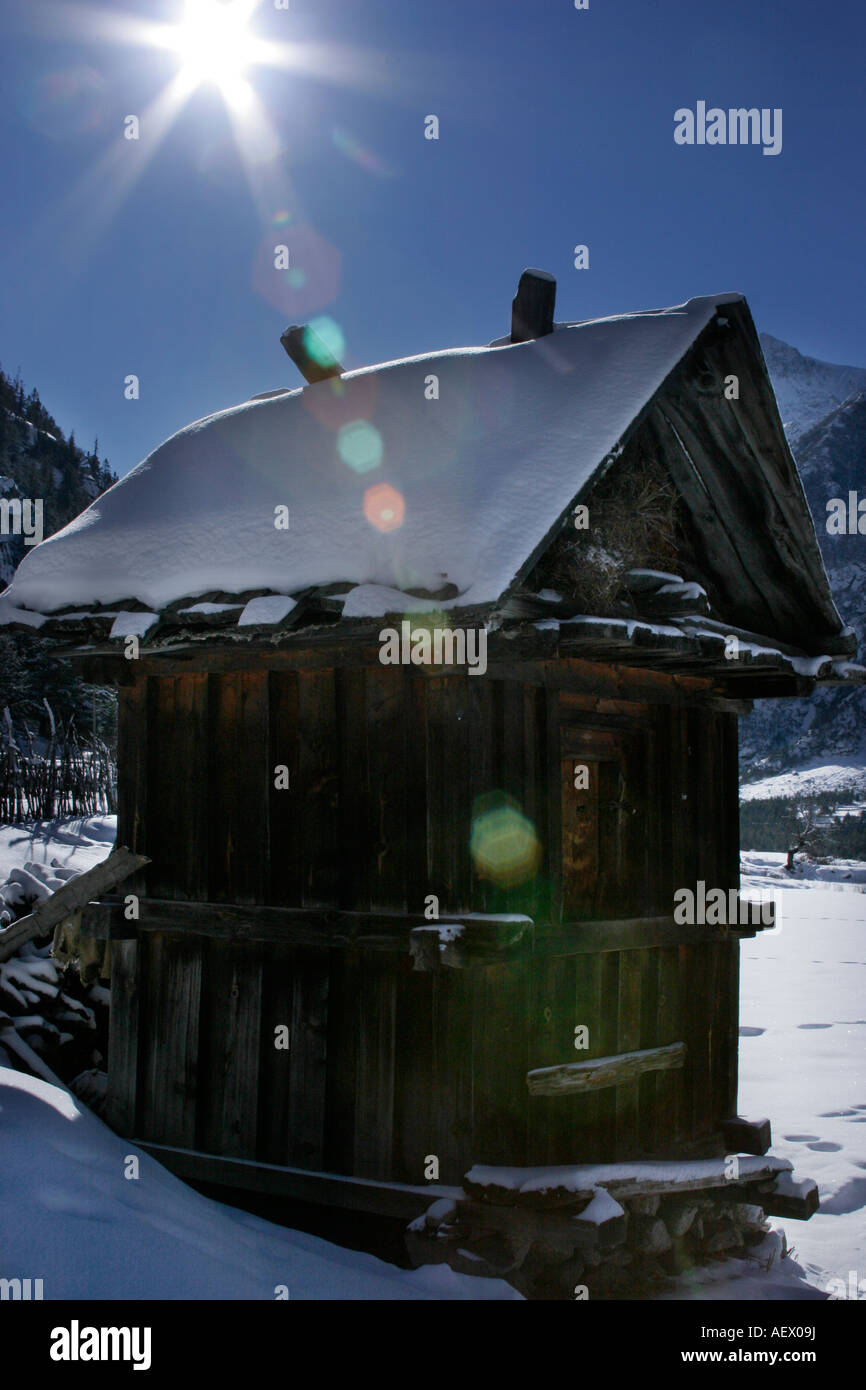 Tibetan woodwork High Resolution Stock Photography and Images - Alamy