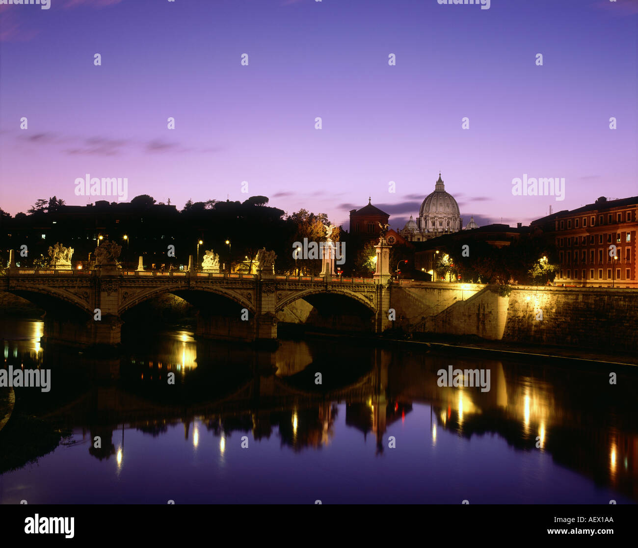 Basilica di San Pietro and Fiume Tevere World Heritage VATICANO ROME ...